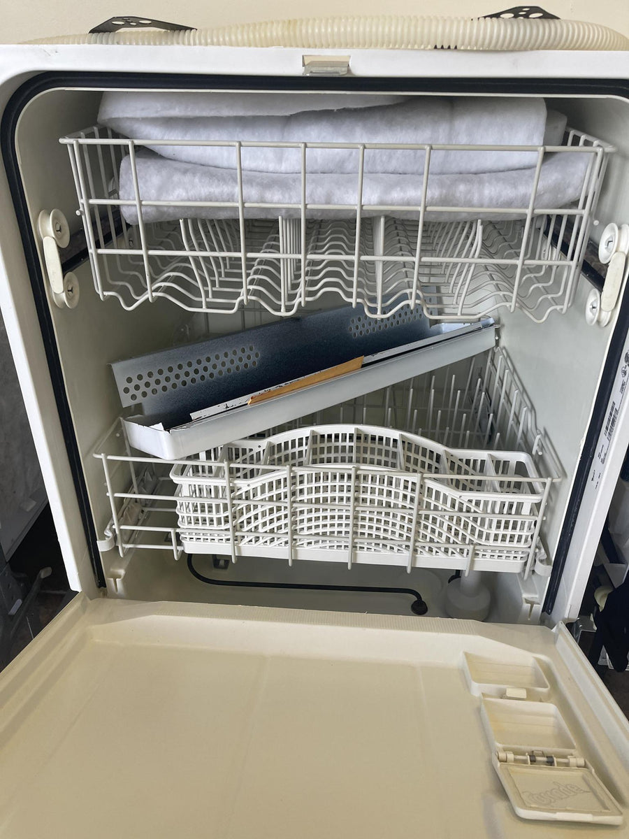 Whirlpool Dishwasher - 5606 – Shorties Appliances And More, LLC